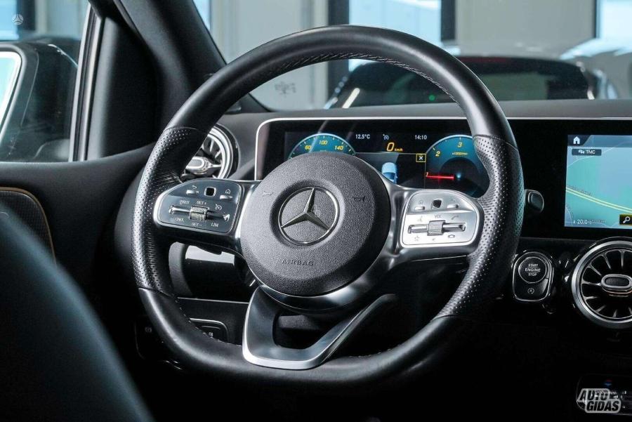 Melns Mercedes-Benz B 180 2019 Marijampole, ar dzinēja tilpumu 1.50 L un nobraukumu 77 tūkst. km par 16950 €, foto 17 vietnē AUTOMOTO.COM.LV