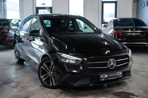Black Mercedes-Benz B 180 2019 in Marijampole, with an engine capacity of 1.50 L and mileage of 77 thousand km for 15950 €, photo 3 on AUTOMOTO.COM.LV