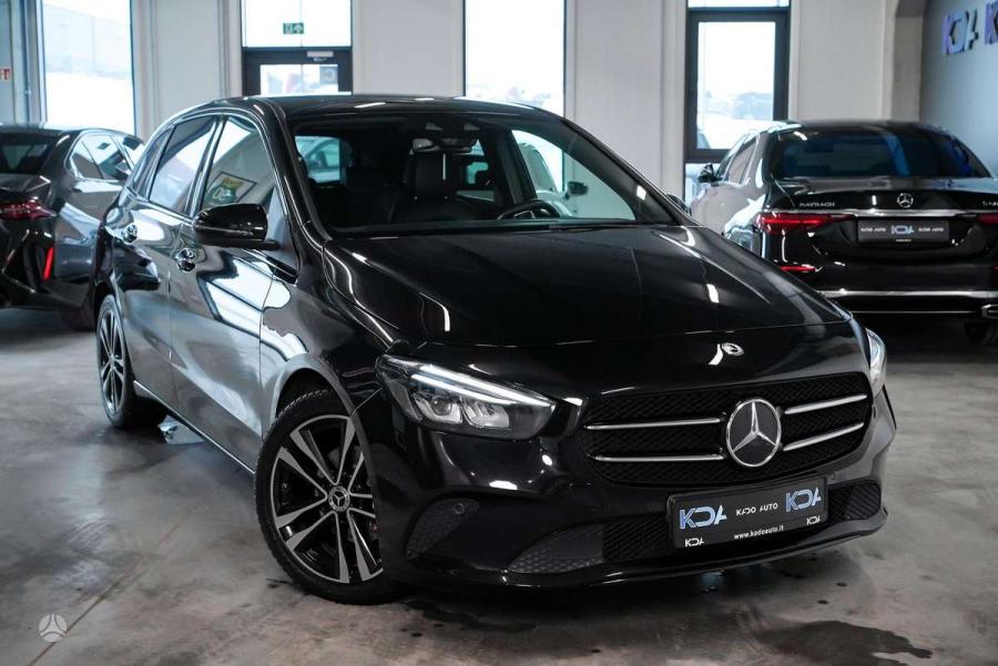 Black Mercedes-Benz B 180 2019 in Kaunas, with an engine capacity of 1.50 L and mileage of 77 thousand km for 14950 €, photo 4 on AUTOMOTO.COM.LV