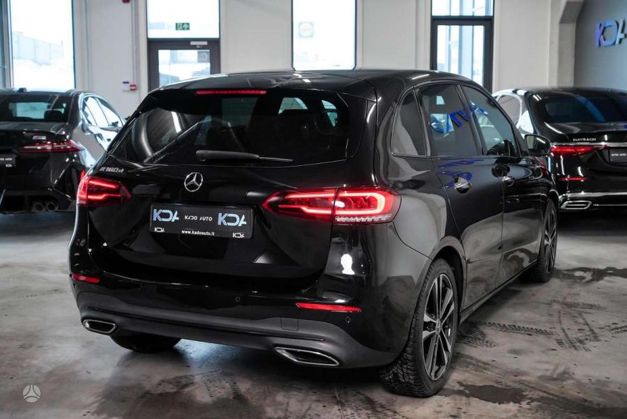 Black Mercedes-Benz B 180 2019 in Kaunas, with an engine capacity of 1.50 L and mileage of 77 thousand km for 14950 €, photo 14 on AUTOMOTO.COM.LV