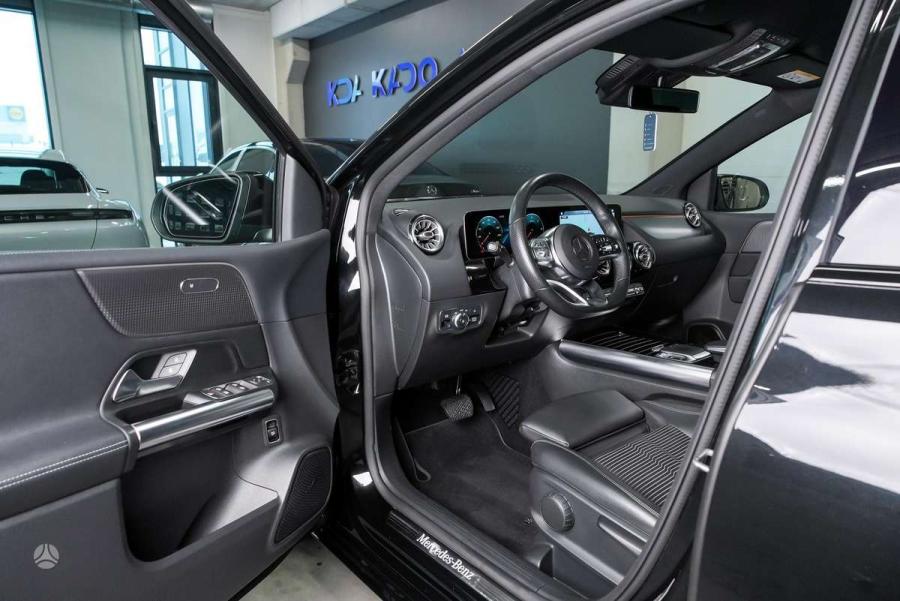 Black Mercedes-Benz B 180 2019 in Kaunas, with an engine capacity of 1.50 L and mileage of 77 thousand km for 14950 €, photo 23 on AUTOMOTO.COM.LV