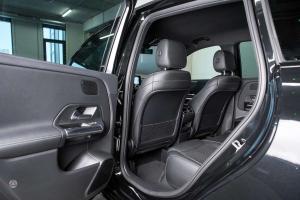 Black Mercedes-Benz B 180 2019 in Kaunas, with an engine capacity of 1.50 L and mileage of 77 thousand km for 14950 €, photo 33 on AUTOMOTO.COM.LV