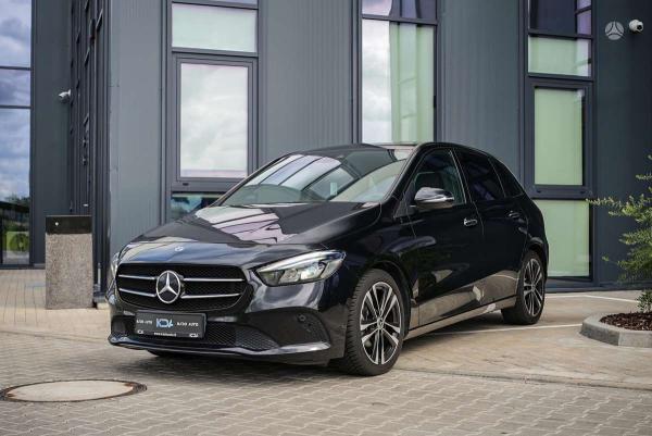 Black Mercedes-Benz B 180 2019 in Kaunas, with an engine capacity of 1.50 L and mileage of 77 thousand km for 14950 €, photo 2 on AUTOMOTO.COM.LV