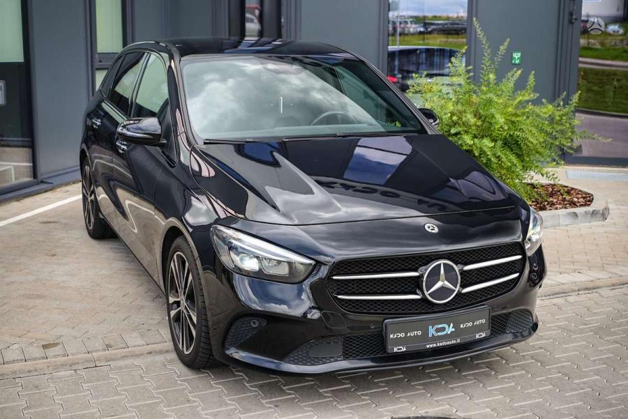 Melns Mercedes-Benz B 180 2019 Kauņa, ar dzinēja tilpumu 1.50 L un nobraukumu 77 tūkst. km par 14950 €, foto 4 vietnē AUTOMOTO.COM.LV