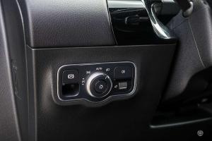 Melns Mercedes-Benz B 180 2019 Kauņa, ar dzinēja tilpumu 1.50 L un nobraukumu 77 tūkst. km par 14950 €, foto 33 vietnē AUTOMOTO.COM.LV