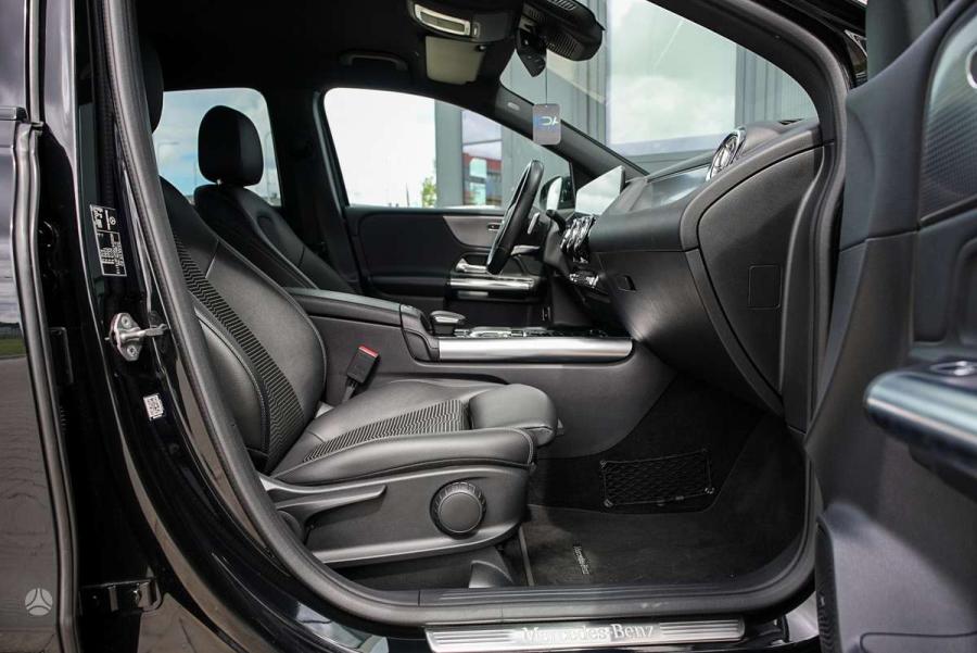 Melns Mercedes-Benz B 180 2019 Kauņa, ar dzinēja tilpumu 1.50 L un nobraukumu 77 tūkst. km par 14950 €, foto 41 vietnē AUTOMOTO.COM.LV
