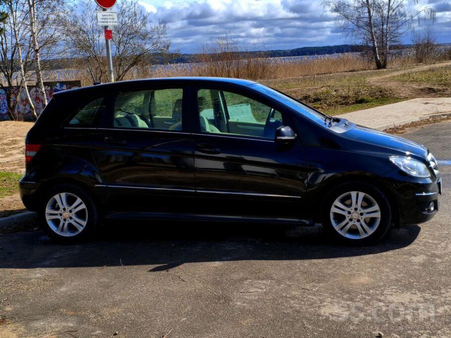 Melns Mercedes-Benz B 180 2011 Rīga, ar dzinēja tilpumu 2.00 L un nobraukumu 240 tūkst. km par 3990 €, foto 4 vietnē AUTOMOTO.COM.LV