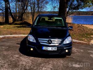 Melns Mercedes-Benz B 180 2011 Rīga, ar dzinēja tilpumu 2.00 L un nobraukumu 240 tūkst. km par 3990 €, foto 10 vietnē AUTOMOTO.COM.LV