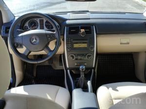 Melns Mercedes-Benz B 180 2011 Rīga, ar dzinēja tilpumu 2.00 L un nobraukumu 240 tūkst. km par 3990 €, foto 11 vietnē AUTOMOTO.COM.LV