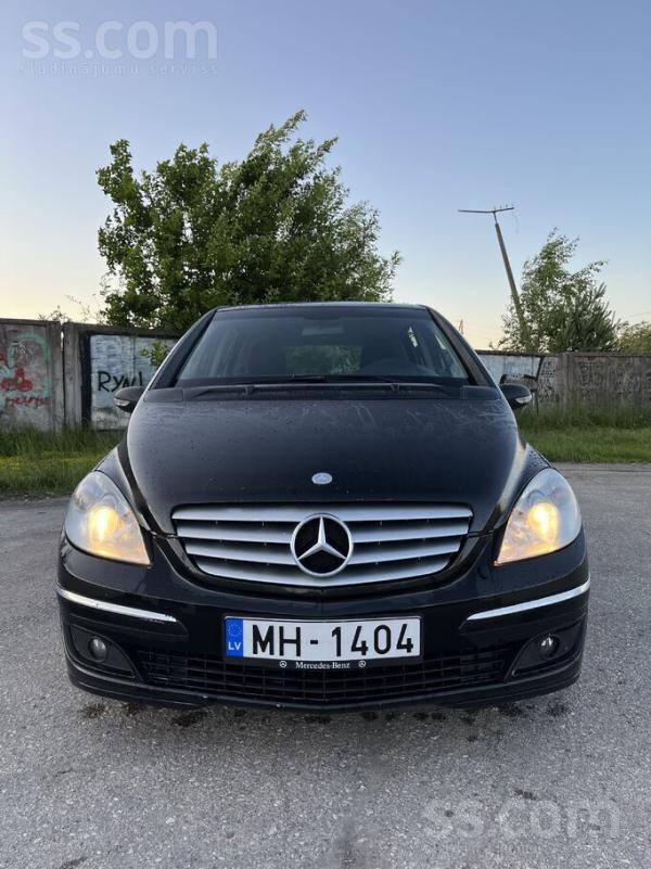 Melns Mercedes-Benz B 180 2005 Rīga, ar dzinēja tilpumu 2.00 L un nobraukumu 277 tūkst. km par 2000 €, foto 7 vietnē AUTOMOTO.COM.LV