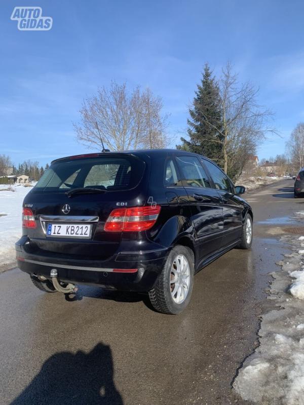 Melns Mercedes-Benz B 180 2007 Šauļi, ar dzinēja tilpumu 2.00 L un nobraukumu 320 tūkst. km par 2250 €, foto 2 vietnē AUTOMOTO.COM.LV