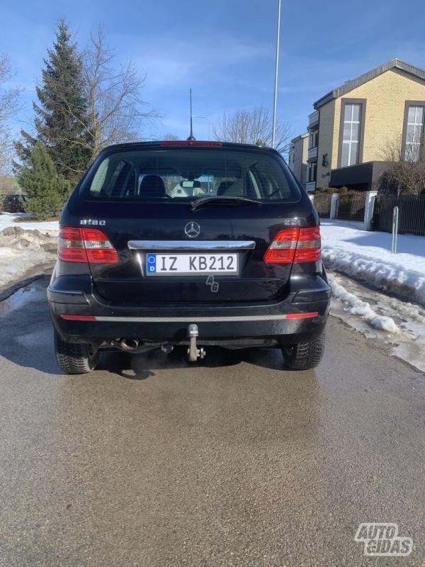 Melns Mercedes-Benz B 180 2007 Šauļi, ar dzinēja tilpumu 2.00 L un nobraukumu 320 tūkst. km par 2250 €, foto 4 vietnē AUTOMOTO.COM.LV