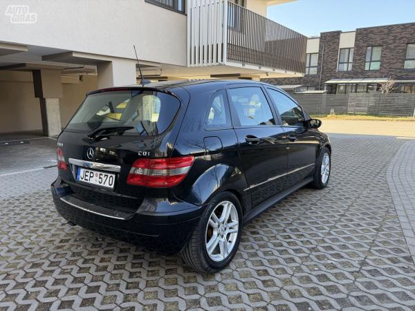 Black Mercedes-Benz B 180 2008 in Vilnius, with an engine capacity of 2.00 L and mileage of 180 thousand km for 2500 €, photo 7 on AUTOMOTO.COM.LV