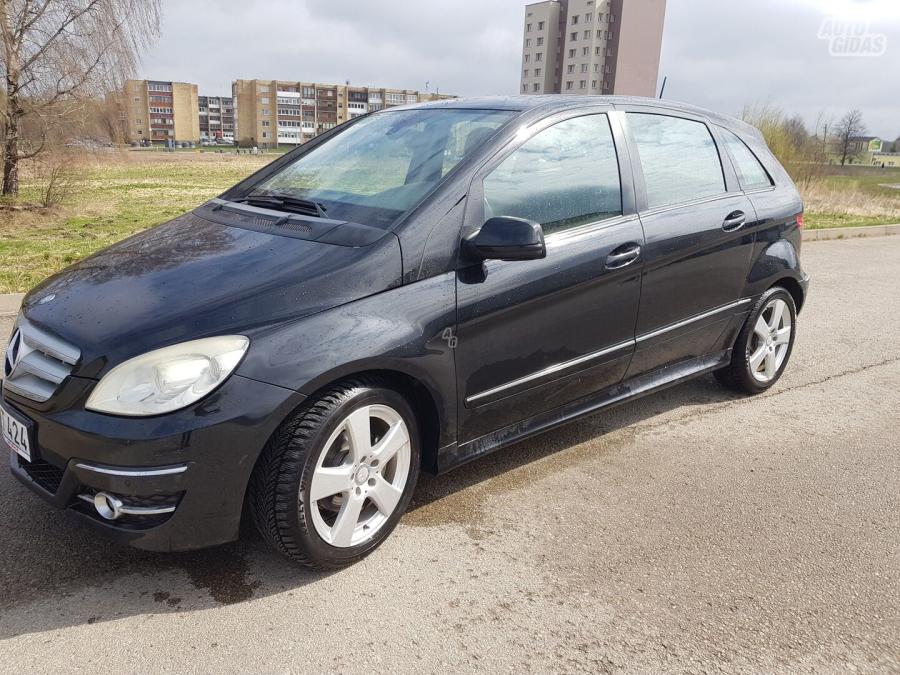 Melns Mercedes-Benz B 180 2009 Radviliškis, ar dzinēja tilpumu 2.00 L un nobraukumu 273 tūkst. km par 2450 €, foto 1 vietnē AUTOMOTO.COM.LV
