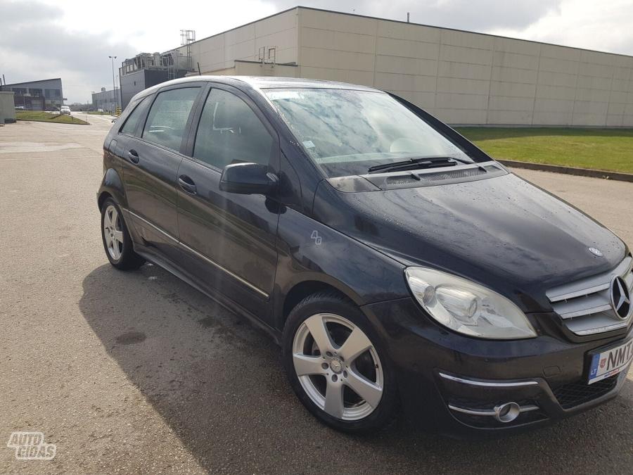 Melns Mercedes-Benz B 180 2009 Radviliškis, ar dzinēja tilpumu 2.00 L un nobraukumu 273 tūkst. km par 2450 €, foto 4 vietnē AUTOMOTO.COM.LV