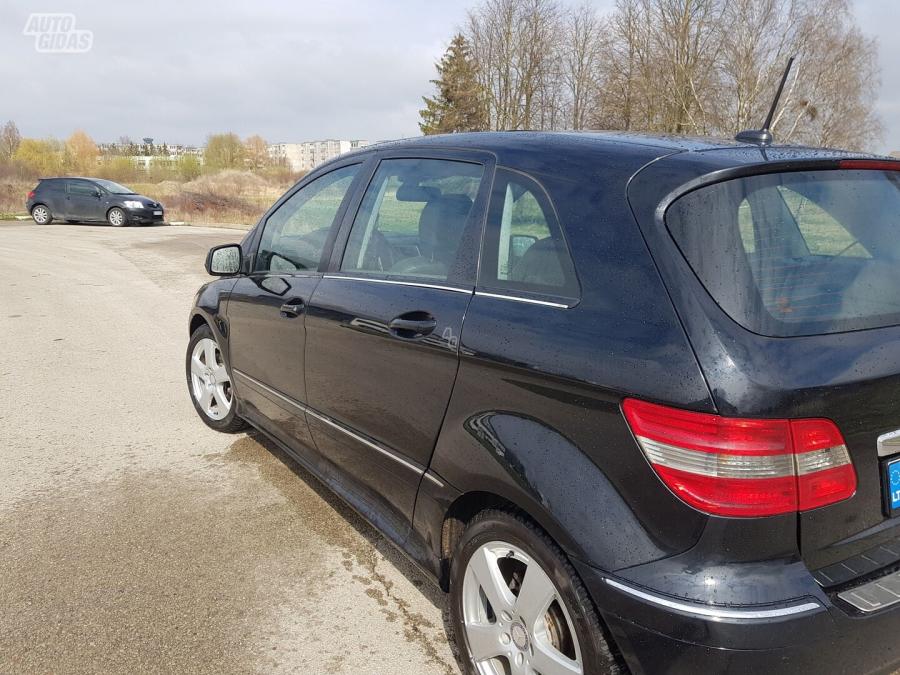 Melns Mercedes-Benz B 180 2009 Radviliškis, ar dzinēja tilpumu 2.00 L un nobraukumu 273 tūkst. km par 2450 €, foto 7 vietnē AUTOMOTO.COM.LV