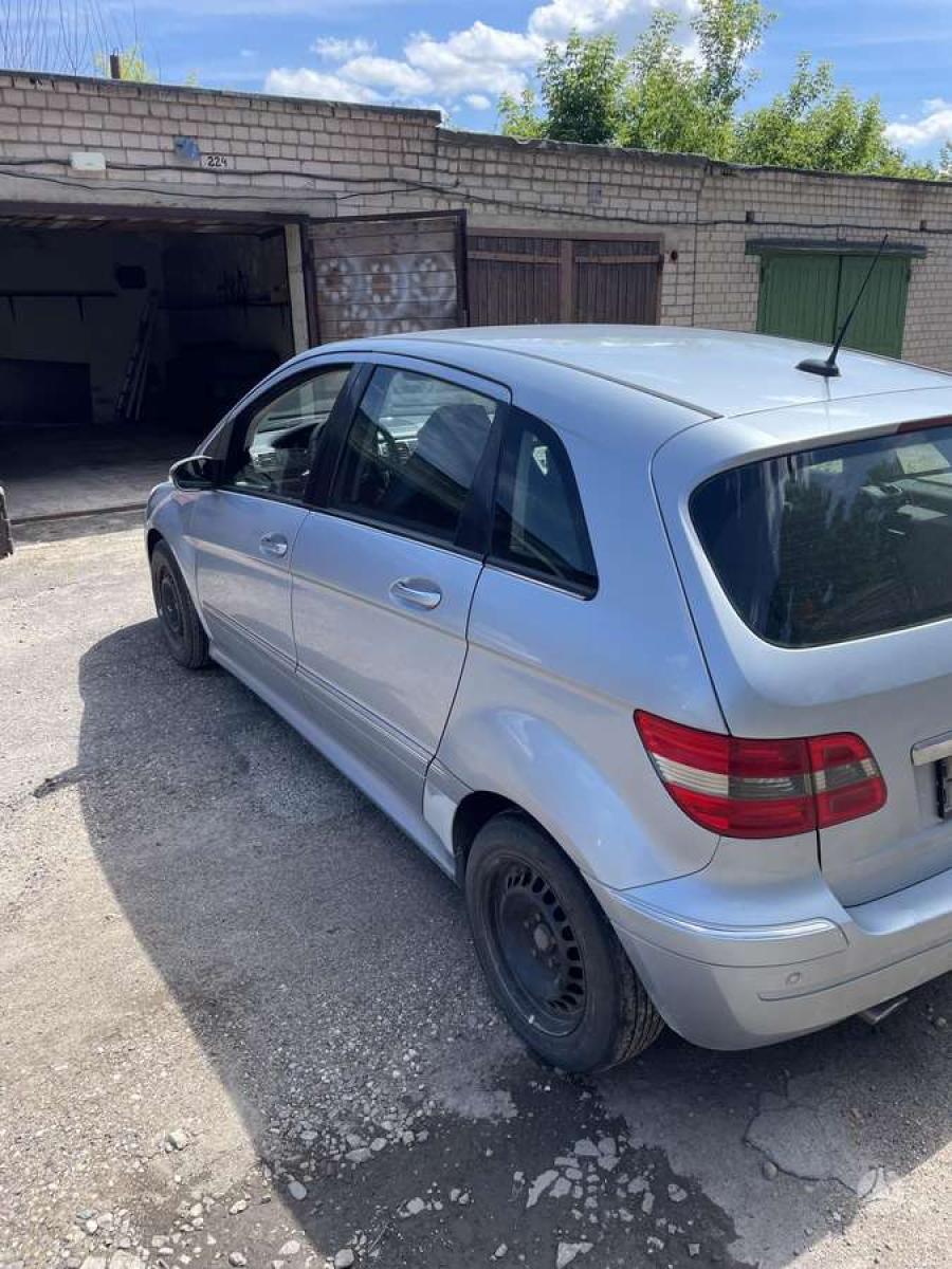 Zils Mercedes-Benz B 180 2005 Kėdainiai, ar dzinēja tilpumu 2.00 L un nobraukumu 345 tūkst. km par 900 €, foto 5 vietnē AUTOMOTO.COM.LV