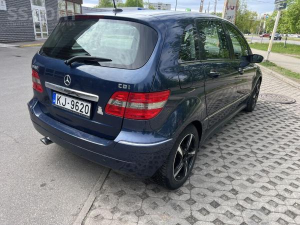 Blue Mercedes-Benz B 180 2006 in Riga, with an engine capacity of 2.00 L and mileage of 249 thousand km for 2550 €, photo 8 on AUTOMOTO.COM.LV