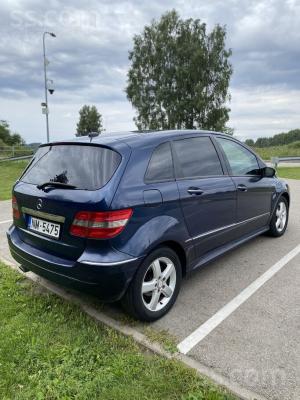 Blue Mercedes-Benz B 180 2006 in Riga, with an engine capacity of 2.00 L and mileage of 305 thousand km for 2500 €, photo 5 on AUTOMOTO.COM.LV