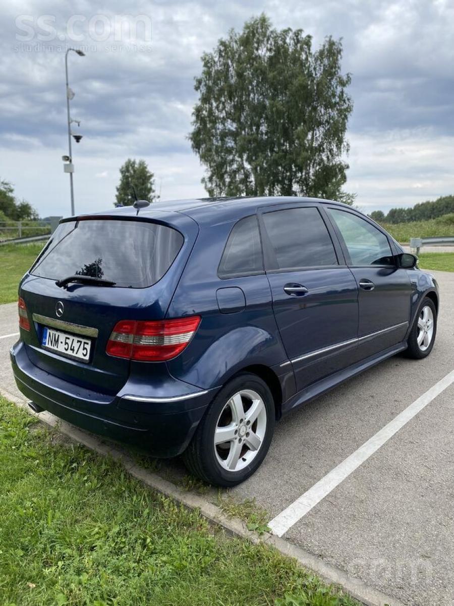 Blue Mercedes-Benz B 180 2006 in Riga, with an engine capacity of 2.00 L and mileage of 305 thousand km for 2500 €, photo 7 on AUTOMOTO.COM.LV