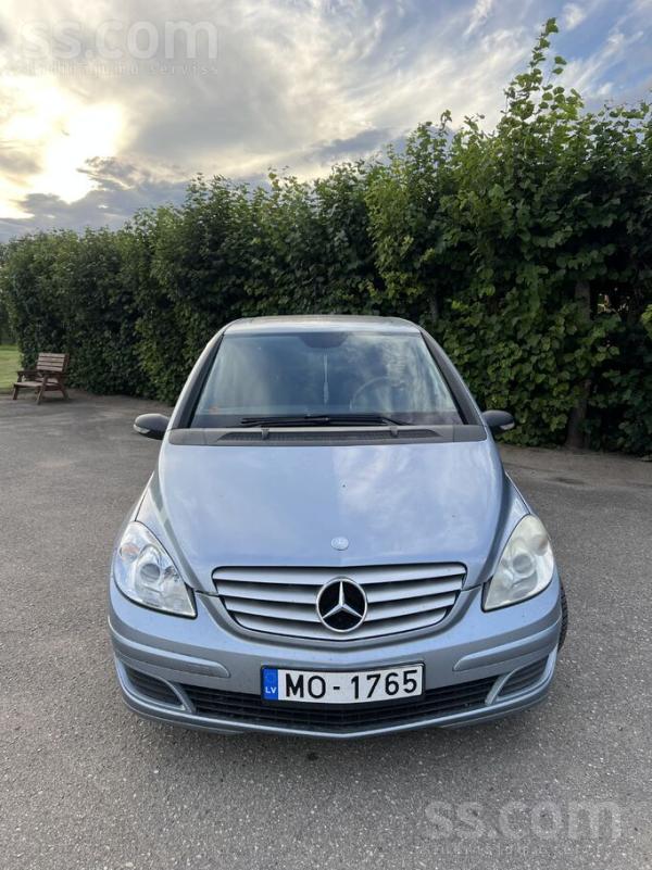 Blue Mercedes-Benz B 180 2006 in Jelgava, with an engine capacity of 1.90 L and mileage of 314 thousand km for 900 €, photo 1 on AUTOMOTO.COM.LV
