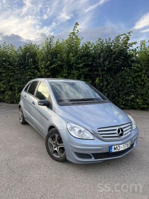 Blue Mercedes-Benz B 180 2006 in Jelgava, with an engine capacity of 1.90 L and mileage of 314 thousand km for 900 €, photo 3 on AUTOMOTO.COM.LV