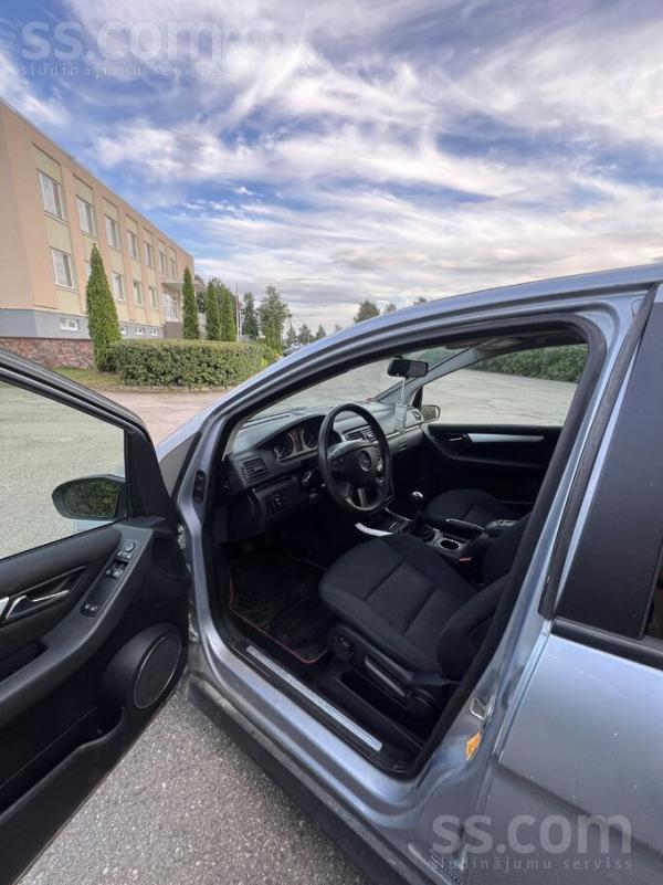 Blue Mercedes-Benz B 180 2006 in Jelgava, with an engine capacity of 1.90 L and mileage of 314 thousand km for 900 €, photo 10 on AUTOMOTO.COM.LV
