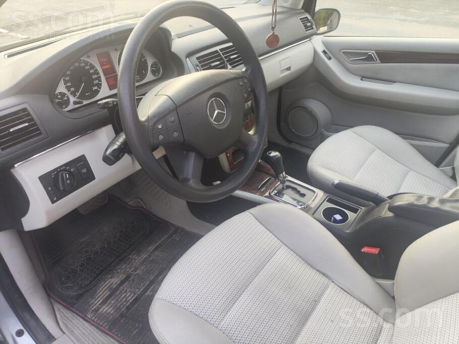 Blue Mercedes-Benz B 180 2007 in Daugavpils, with an engine capacity of 2.00 L and mileage of 296 thousand km for 2000 €, photo 11 on AUTOMOTO.COM.LV