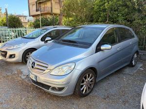 Blue Mercedes-Benz B 180 2007 in Kaunas, with an engine capacity of 2.00 L and mileage of 231 thousand km for 2100 €, photo  on AUTOMOTO.COM.LV