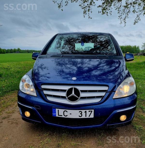 Zils Mercedes-Benz B 180 2009 Daugavpils, ar dzinēja tilpumu 1.80 L un nobraukumu 279 tūkst. km par 2800 €, foto 1 vietnē AUTOMOTO.COM.LV