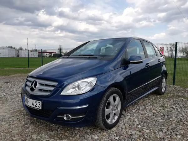 Blue Mercedes-Benz B 180 2009 in Saldus, with an engine capacity of 2.00 L and mileage of 180 thousand km for 3400 €, photo 1 on AUTOMOTO.COM.LV