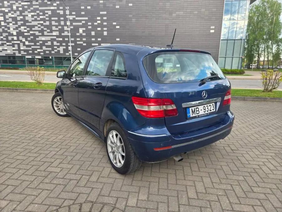 Zils Mercedes-Benz B 180 2011 Jelgava, ar dzinēja tilpumu 2.00 L un nobraukumu 0 tūkst. km par 3200 €, foto 7 vietnē AUTOMOTO.COM.LV