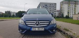 Zils Mercedes-Benz B 180 2012 Rīga, ar dzinēja tilpumu 1.80 L un nobraukumu 338 tūkst. km par 4600 €, foto 2 vietnē AUTOMOTO.COM.LV