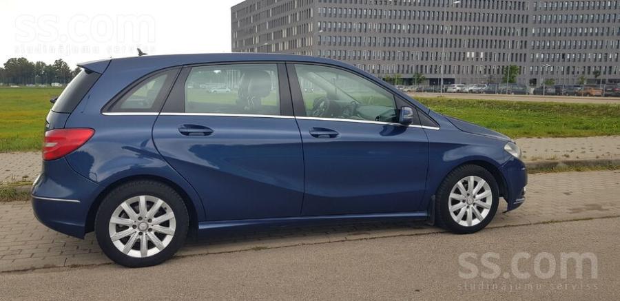 Zils Mercedes-Benz B 180 2012 Rīga, ar dzinēja tilpumu 1.80 L un nobraukumu 338 tūkst. km par 4600 €, foto 4 vietnē AUTOMOTO.COM.LV