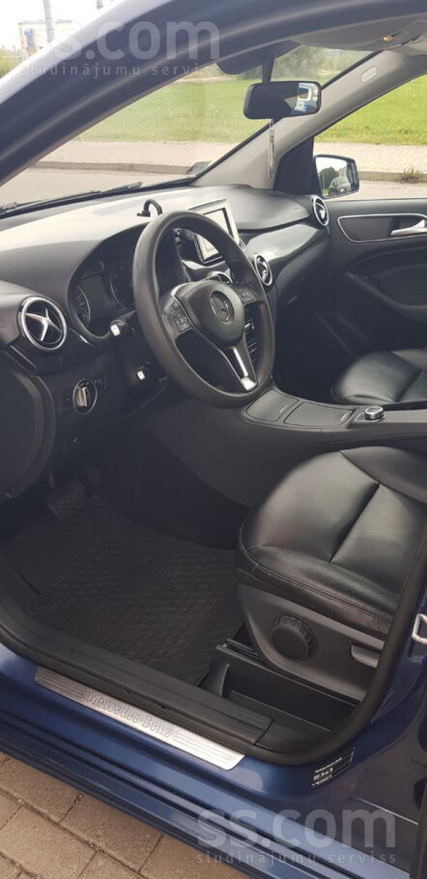 Zils Mercedes-Benz B 180 2012 Rīga, ar dzinēja tilpumu 1.80 L un nobraukumu 338 tūkst. km par 4600 €, foto 10 vietnē AUTOMOTO.COM.LV