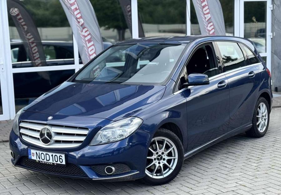 Blue Mercedes-Benz B 180 2012 in Radviliskis, with an engine capacity of 1.60 L and mileage of 155 thousand km for 5550 €, photo 1 on AUTOMOTO.COM.LV