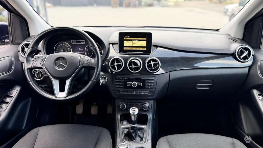 Blue Mercedes-Benz B 180 2012 in Radviliskis, with an engine capacity of 1.60 L and mileage of 155 thousand km for 5550 €, photo 17 on AUTOMOTO.COM.LV