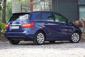 Zils Mercedes-Benz B 180 2013 Rīga, ar dzinēja tilpumu 1.80 L un nobraukumu 273 tūkst. km par 5990 €, foto 9 vietnē AUTOMOTO.COM.LV