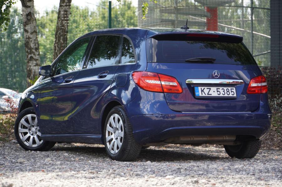 Zils Mercedes-Benz B 180 2013 Rīga, ar dzinēja tilpumu 1.80 L un nobraukumu 273 tūkst. km par 5990 €, foto 13 vietnē AUTOMOTO.COM.LV