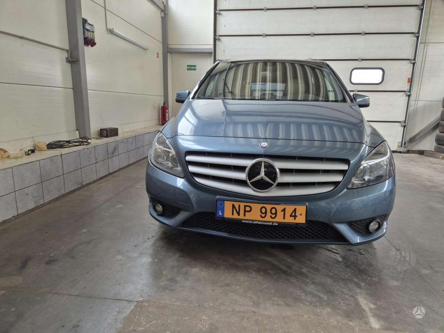 Zils Mercedes-Benz B 180 2013 Raseiniai, ar dzinēja tilpumu 1.60 L un nobraukumu 205 tūkst. km par 6500 €, foto 7 vietnē AUTOMOTO.COM.LV