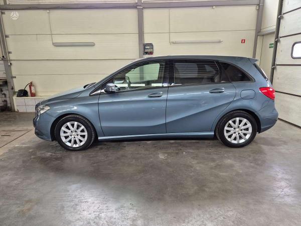 Blue Mercedes-Benz B 180 2013 in Raseiniai, with an engine capacity of 1.60 L and mileage of 205 thousand km for 6500 €, photo 7 on AUTOMOTO.COM.LV