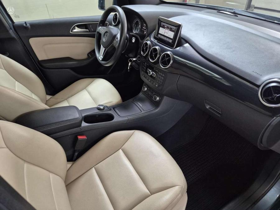 Zils Mercedes-Benz B 180 2013 Raseiniai, ar dzinēja tilpumu 1.60 L un nobraukumu 205 tūkst. km par 6500 €, foto 25 vietnē AUTOMOTO.COM.LV