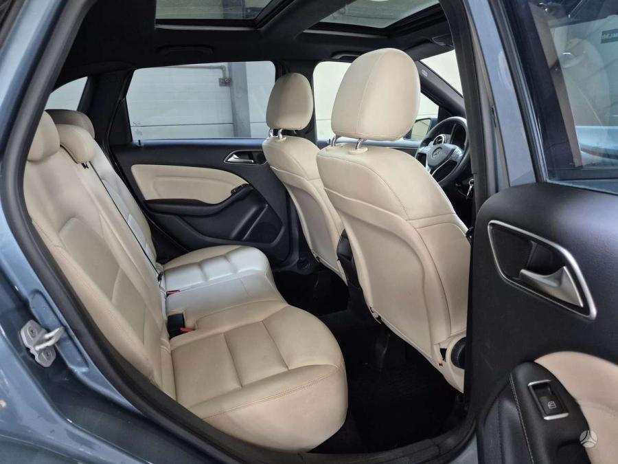 Zils Mercedes-Benz B 180 2013 Raseiniai, ar dzinēja tilpumu 1.60 L un nobraukumu 205 tūkst. km par 6500 €, foto 27 vietnē AUTOMOTO.COM.LV