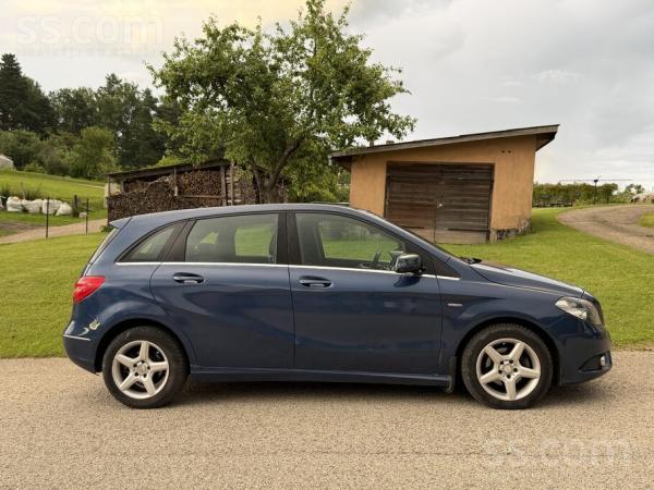 Zils Mercedes-Benz B 180 2012 Valmiera, ar dzinēja tilpumu 1.80 L un nobraukumu 283 tūkst. km par 4150 €, foto 6 vietnē AUTOMOTO.COM.LV