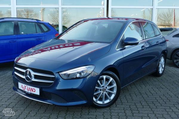 Blue Mercedes-Benz B 180 2019 in Kaunas, with an engine capacity of 1.30 L and mileage of 30 thousand km for 25480 €, photo 2 on AUTOMOTO.COM.LV