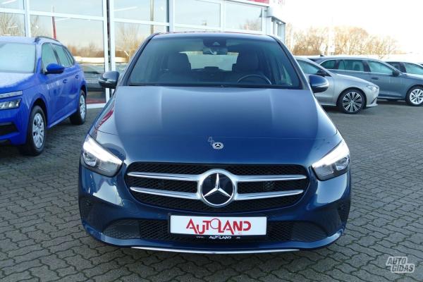 Blue Mercedes-Benz B 180 2019 in Kaunas, with an engine capacity of 1.30 L and mileage of 30 thousand km for 25480 €, photo 7 on AUTOMOTO.COM.LV