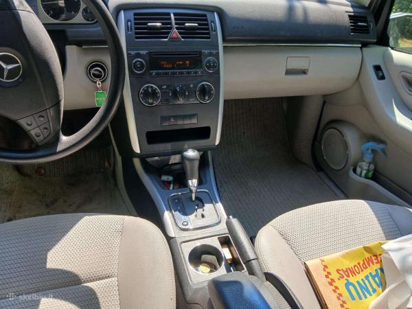 Blue Mercedes-Benz B 180 2005 in Vilnius, with an engine capacity of 2.00 L and mileage of 172 thousand km for 1000 €, photo 9 on AUTOMOTO.COM.LV