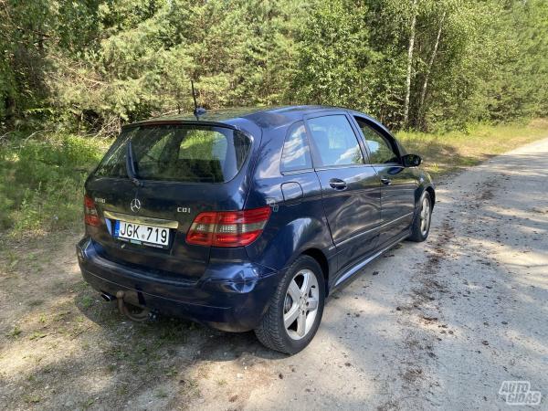Blue Mercedes-Benz B 180 2005 in Vilnius, with an engine capacity of 2.00 L and mileage of 339 thousand km for 500 €, photo 4 on AUTOMOTO.COM.LV
