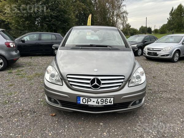 Brown Mercedes-Benz B 180 2005 in Limbazi, with an engine capacity of 2.00 L and mileage of 263 thousand km for 2950 €, photo 3 on AUTOMOTO.COM.LV