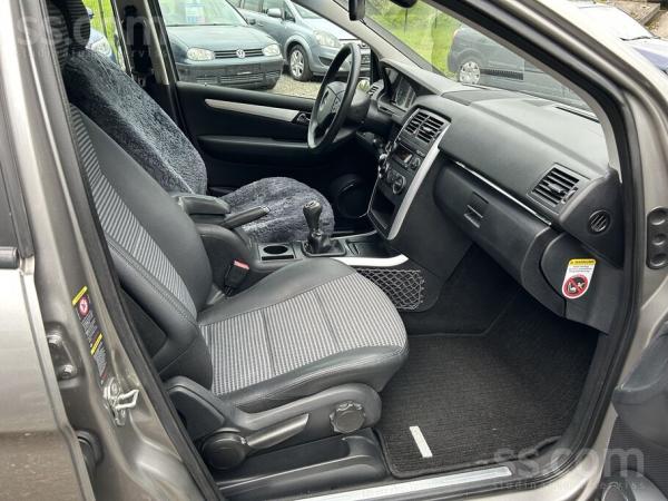 Brown Mercedes-Benz B 180 2005 in Limbazi, with an engine capacity of 2.00 L and mileage of 263 thousand km for 2950 €, photo 11 on AUTOMOTO.COM.LV